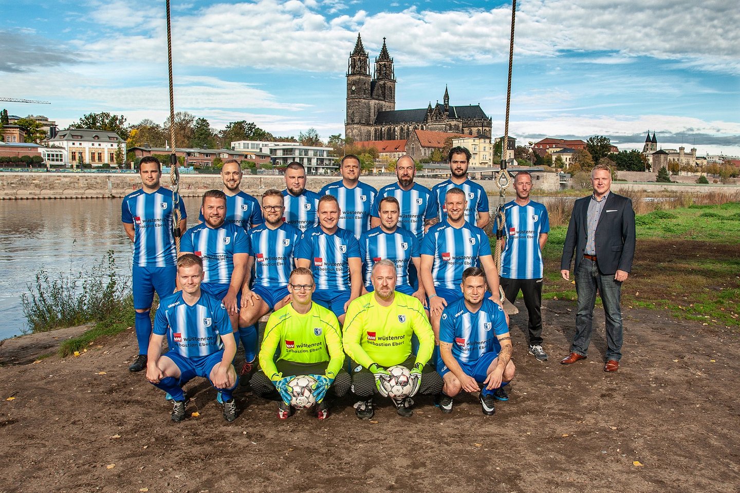 Trikotsatz für Kleinfeld-Team: 1. FC Magdeburg